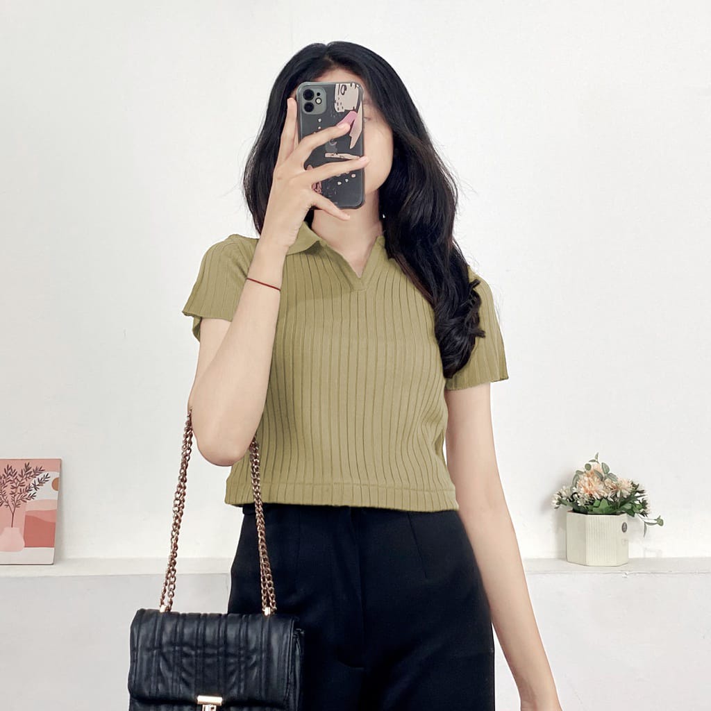 Jual LILLY KNIT CROP Atasan kerah polo rajut crop top/V-neck crop top blous rajut /polo wanita ...