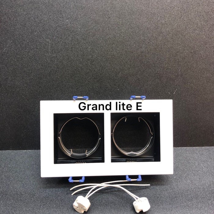 Jual Kap MR16 2 gang isi 2 lampu led holagen halospot downlight hitam/putih new arrival | Shopee ...