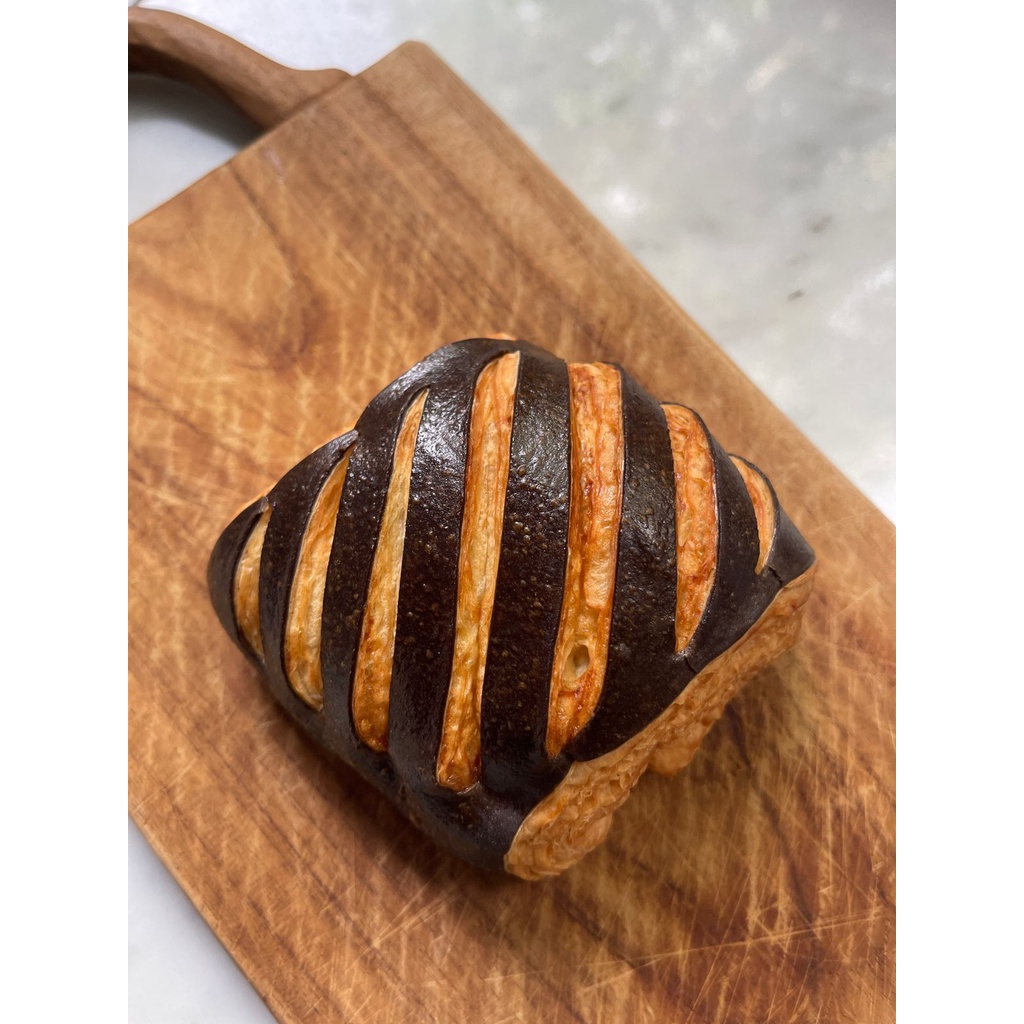 Jual Aneka Croissants & Pastries pilih Variants - MISOL Pastry & Bakery ...