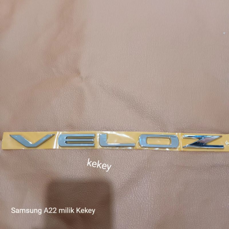 Jual emblem tulisan VELOZ logo kap mesin original | Shopee Indonesia