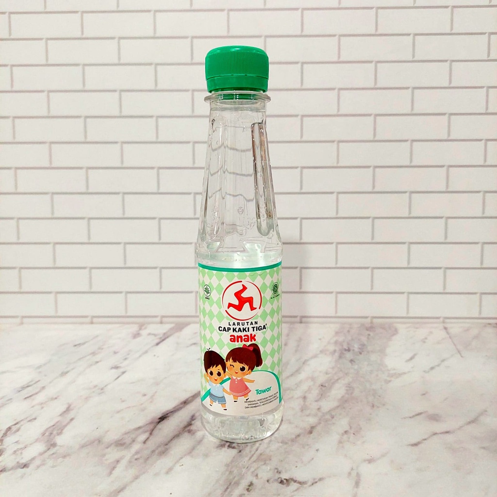 Jual LARUTAN CAP KAKI TIGA ANAK BOTOL 200ML | PENYEGAR PANAS DALAM ...