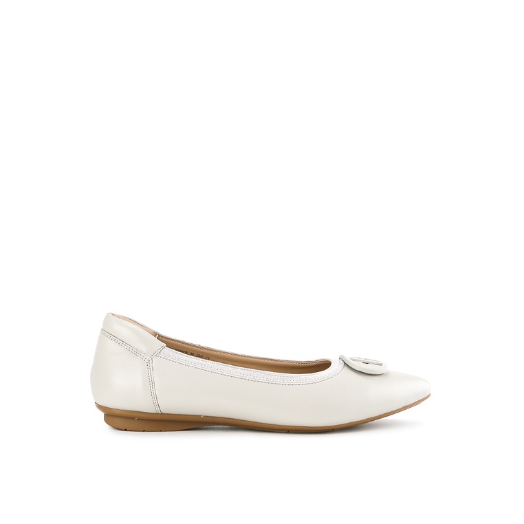 Jual Sepatu Flat Obermain Original shoes dengan detail logo hardware ...