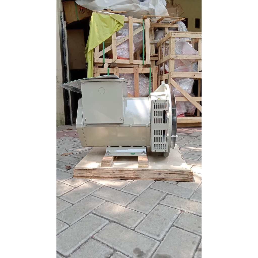 Jual Copy Stamford 18,7 kva 15kw Dinamo Genset Alternator Generator ...