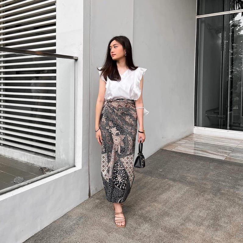 Jual Rok lilit Batik / rok kebaya / bawahan kebaya / rok batik ...
