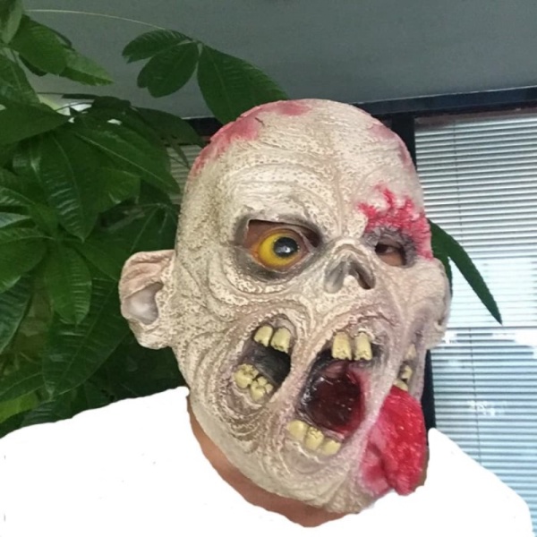 Jual Unik Topeng monster zombie botak halloween scary full latex Murah ...