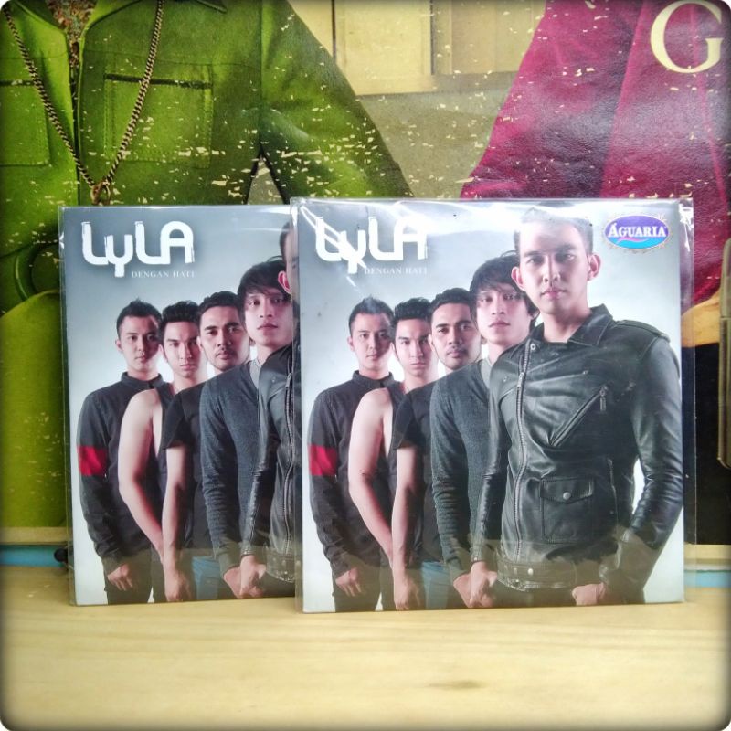 Jual Compact Disc / CD Lyla / Dengan Hati (cd promotion) | Shopee Indonesia