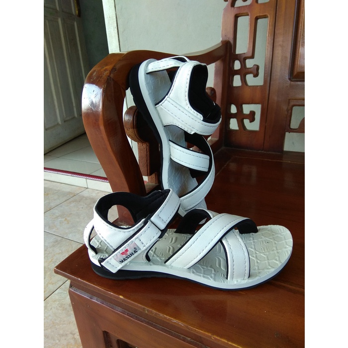 Jual Sandal Gunung Yasuka Masagi / Sendal sepatu Haji & Umrah anti Slip ...