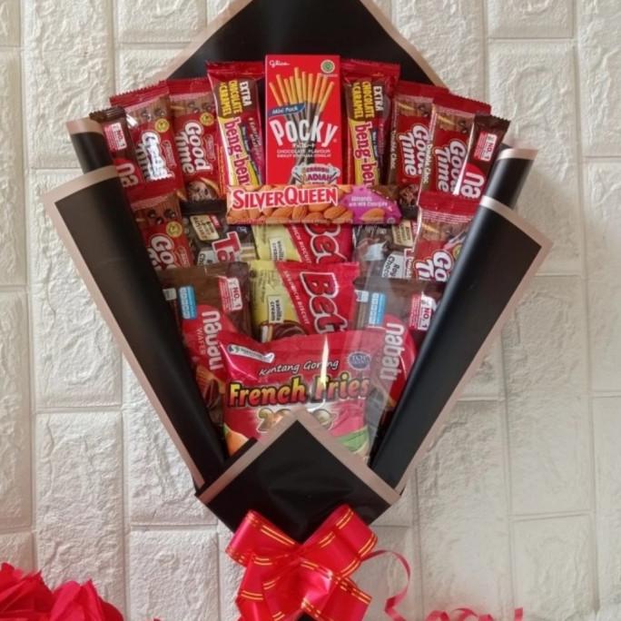 Jual Bucket Snack Wisuda Besar Buket Snack Coklat | Shopee Indonesia