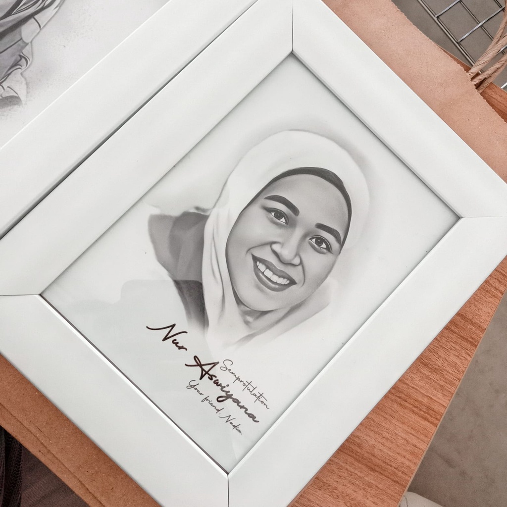 Jual HADIAH KEKINIAN SKETSA ART - Cocok untuk hadiah wisuda/ulang tahun ...