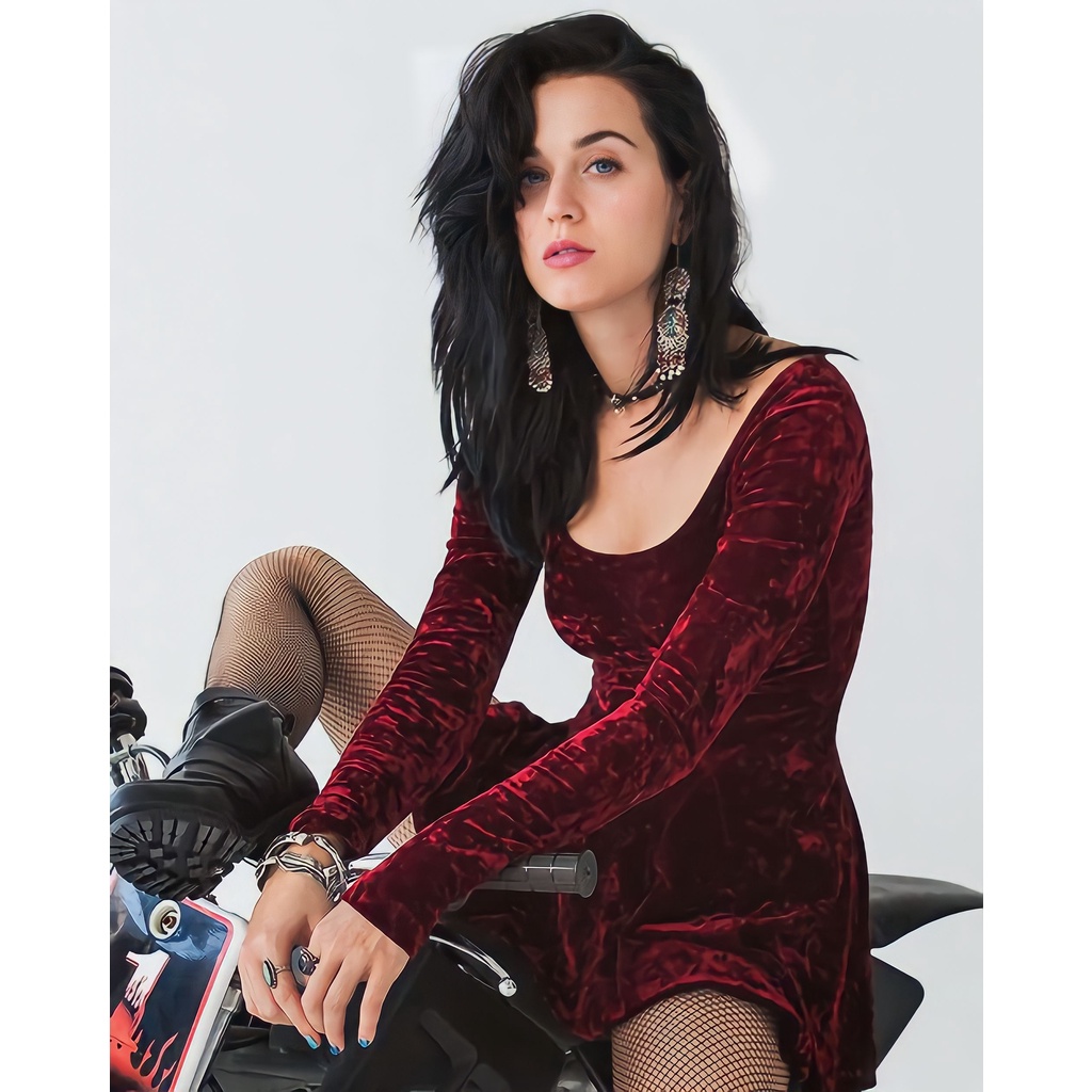 Jual POSTER DINDING KATY PERRY (BISA custom GAMBAR) | Shopee Indonesia