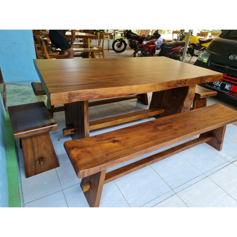 Jual Meja makan trembesi 150x80 fullset bangku | Shopee Indonesia