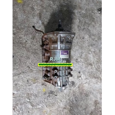 Jual Gearbox Matic+Converter Toyota Fortuner bensin 4x4 2TR Asli ...