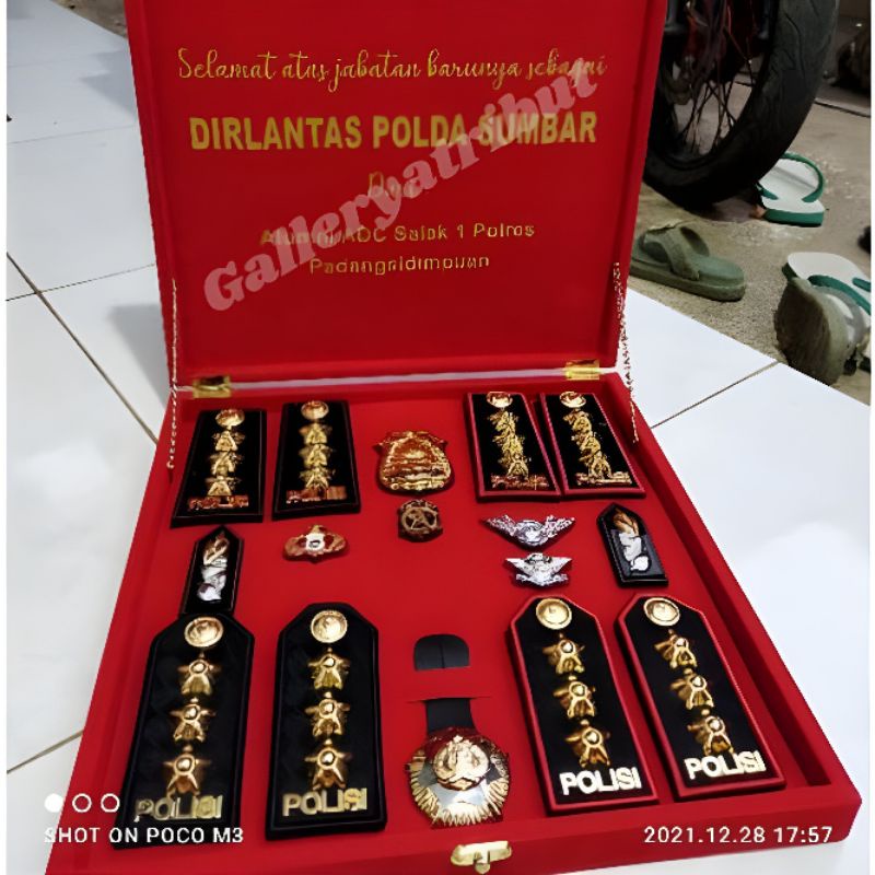 Jual box set pangkat Kombes polisi' PDH PDU CUSTOM tulisannya | Shopee ...