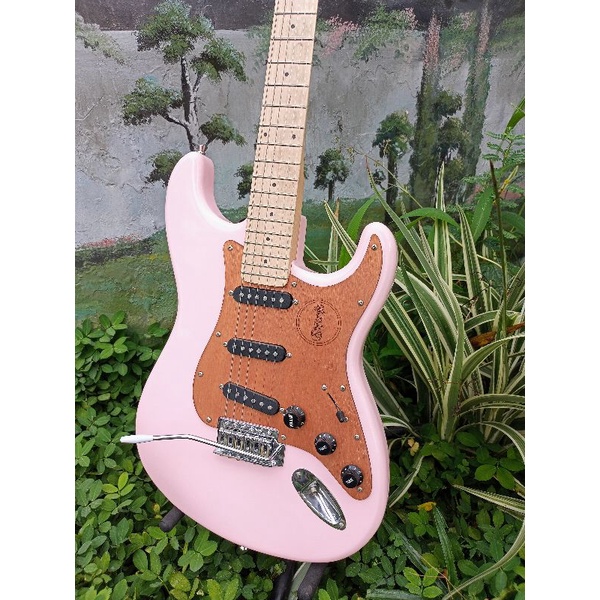 Jual Gitar Elektrik Stratocaster Difergio Leopard Original | Shopee ...