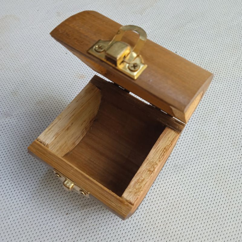 Jual kotak kayu peti harta karun mini serbaguna kayu kotak perhiasan ... Jual kotak kayu peti harta karun mini serbaguna kayu kotak perhiasan ...
