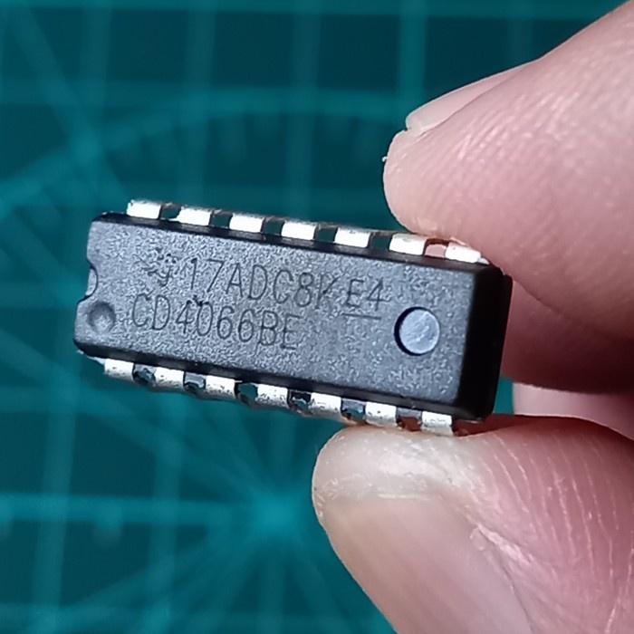 Jual Cd4066 Cd4066Be Be Ic Cmos Quad Bilateral Analog Switch | Shopee ...