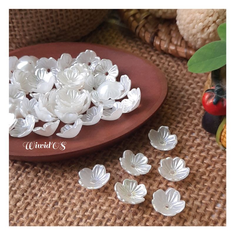 Jual (30 biji) MANIK MUTIARA BUNGA RUMPUT 10 MM | Shopee Indonesia