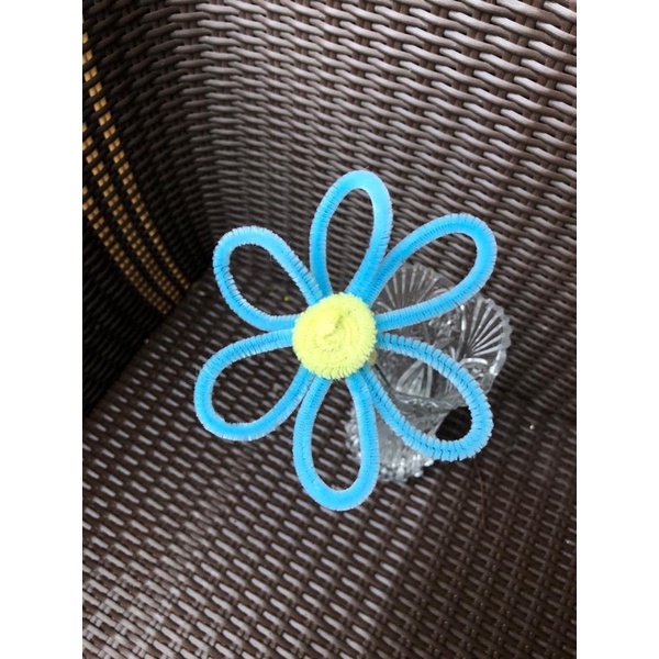Jual Daisy Biru (Bunga kawat bulu/ pipe cleaner/ bunga palsu) | Shopee ...
