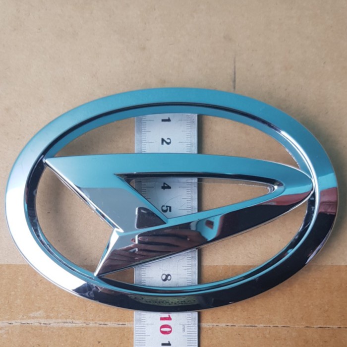 Jual Emblem Logo Grill Daihatsu Grand Max Luxio | Shopee Indonesia