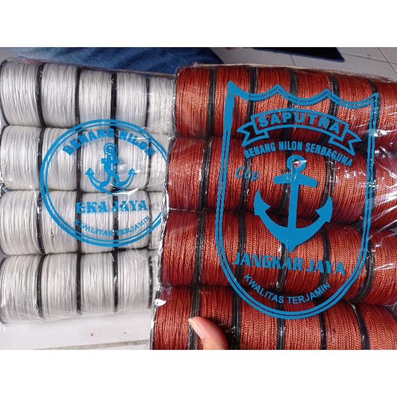 Jual 40 Benang Nilon Bol Tukang Sol Sepatu Layangan Bangunan Besar ...