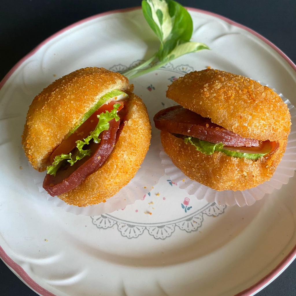 Jual Roti Goreng Kornet | Roti Goreng Daging Kornet | Jajanan Pasar ...