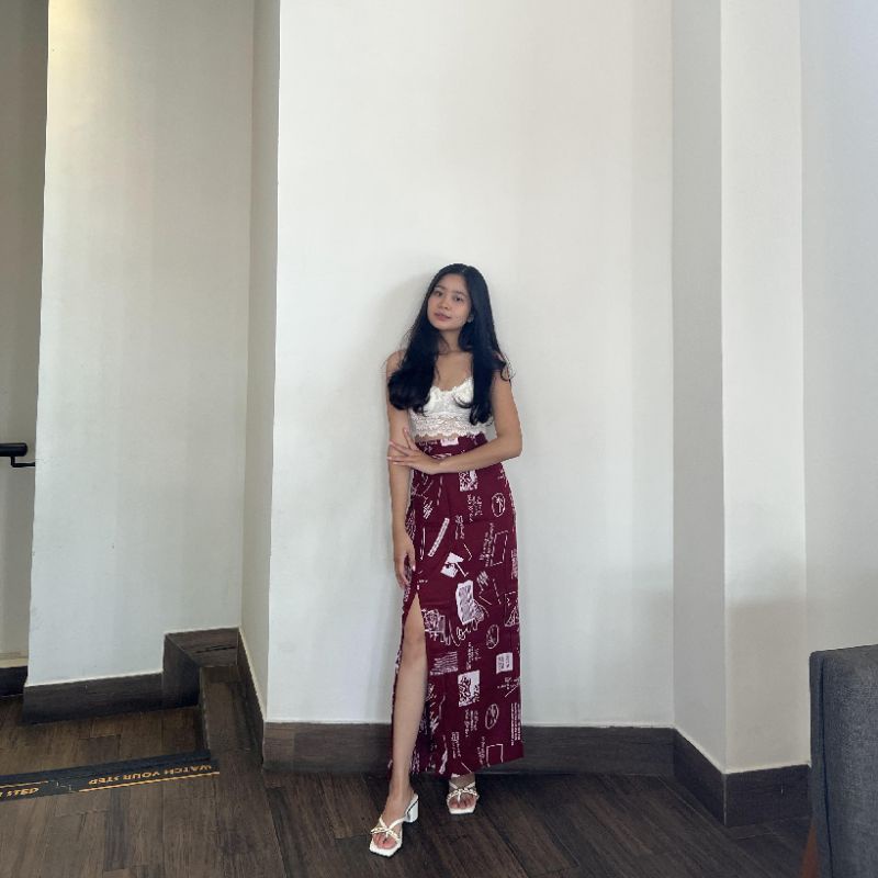 Jual Rok Belah samping panjang - Korean Style - Rok motif bunga A-Line ...