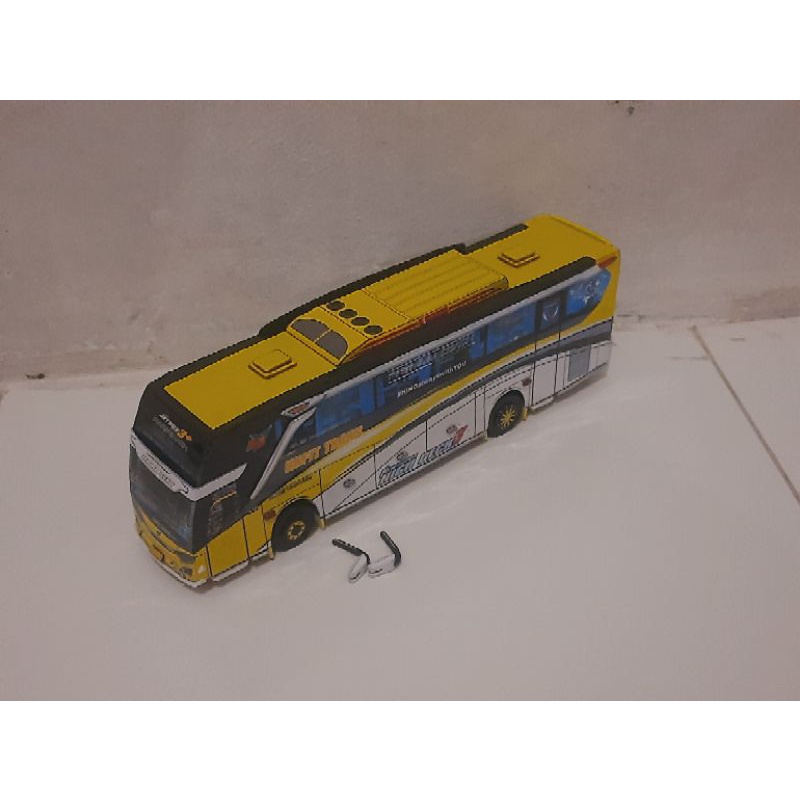 Jual miniatur papercraft bus skala 50 nafit trans mama sexy | Shopee ...
