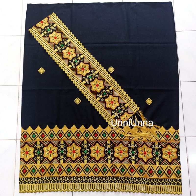 Jual Tapis Antik nan Cantik Bordir 1 Tingkat Kain Hitam Songket Etnik ...