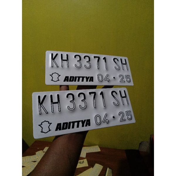 Jual PLAT NOMER MOTOR VARIASI BAUT TANAM SATUAN | Shopee Indonesia