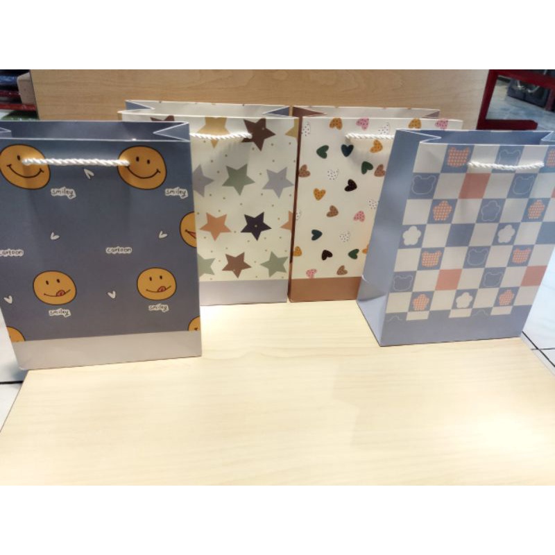 Jual Paper Bag lucu Ukuran 33x12, 5x25, 5cm | Shopee Indonesia
