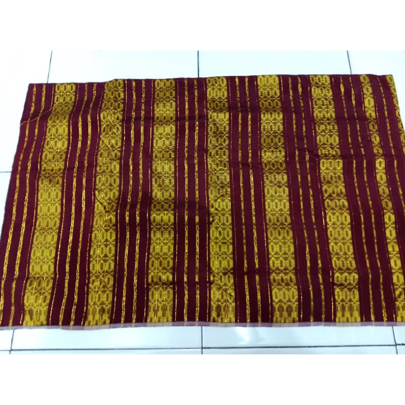 Jual KAIN MURAH SARUNG SUTRA SENGKANG KHAS BUGIS-MAKASSAR | Shopee ...
