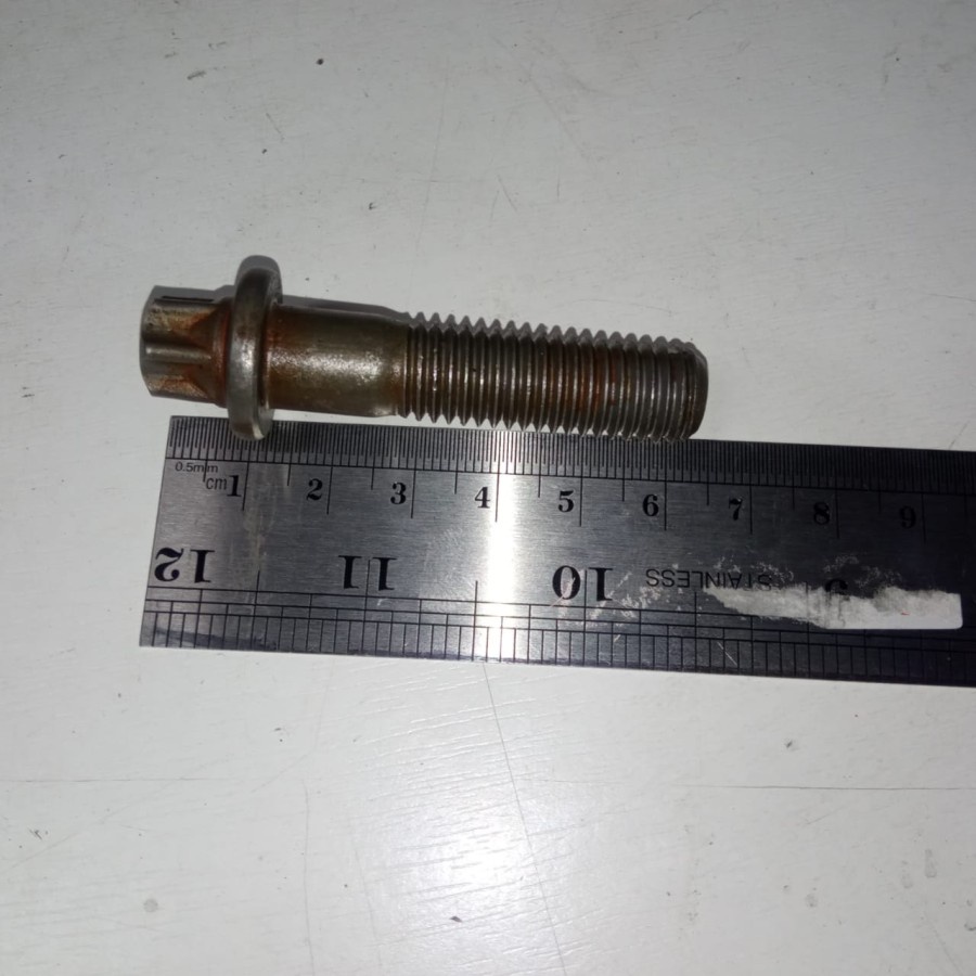 Jual Baut Bintang Mounting Transmisi BMW E14 panjang 6,5cm | Shopee ...