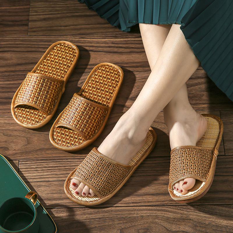 Jual Tikar Bambu Rotan Tikar Jerami Sandal Pria dan Wanita Pasangan ...
