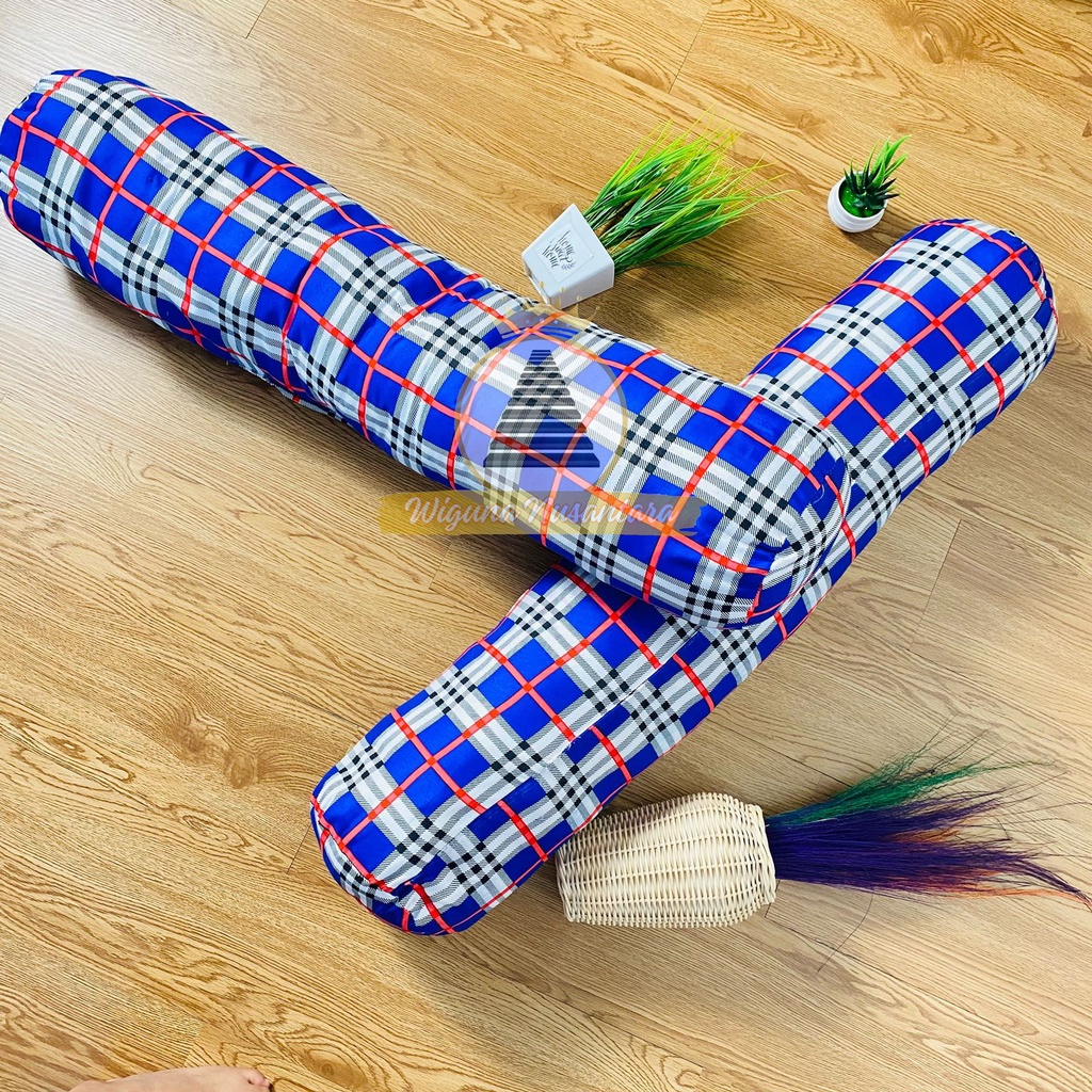 Jual Paket 2 Guling Tidur Motif Kotak | Shopee Indonesia