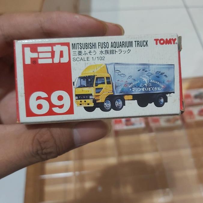 Jual tomica mitsubishi fuso aquarium truck (china) | Shopee Indonesia