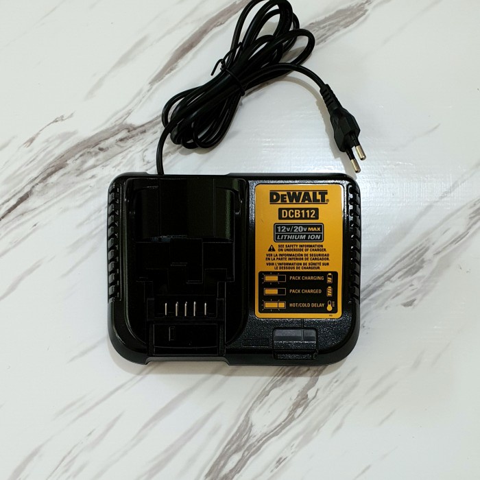 Jual Dewalt Charger Dcb112 12v 20v Max Li Ion Input 220v Shopee Indonesia 