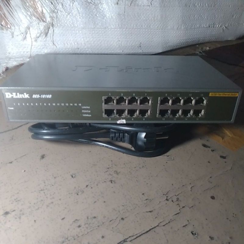 Jual SWITCH HUB D-LINK DES-1016D 16 PORT 10/100 Fase Ethernet Switch ...