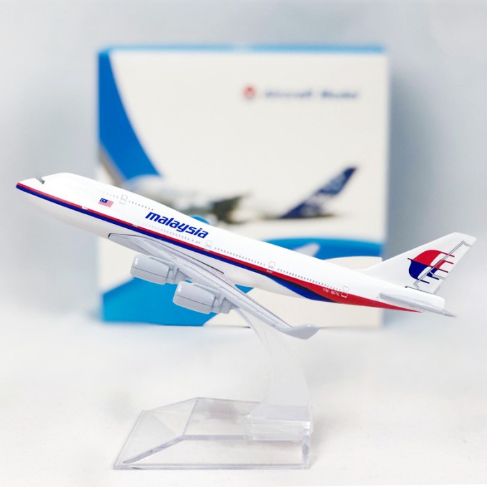 Jual MUST HAVE!! HOT SALE MODEL PESAWAT TERBANG MALAYSIA AIRLINES B747 ...
