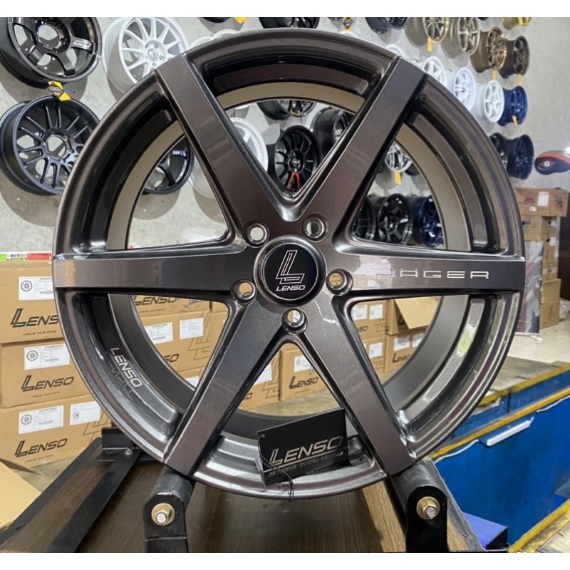 Jual Velg Mobil Lenso Jager Craft R18 untuk Innova Xpander HRV | Shopee Indonesia