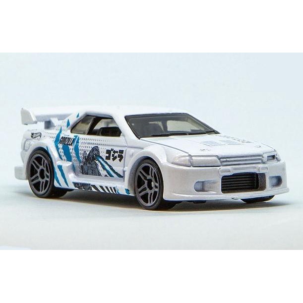 Jual Diecast Nissan Skyline GT-R (R32) Godzilla Putih Hot Wheels ...