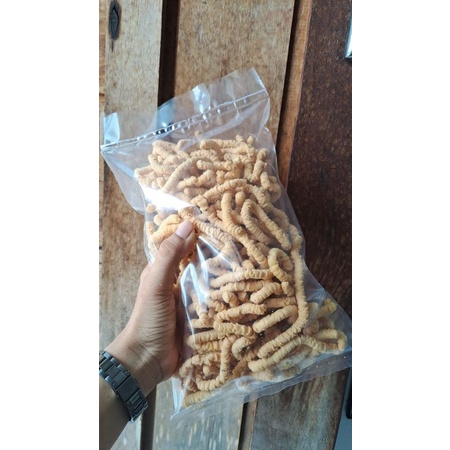 Jual snack cemilan cemilan enak ulat sutra /stik bawang / rempeyek ...