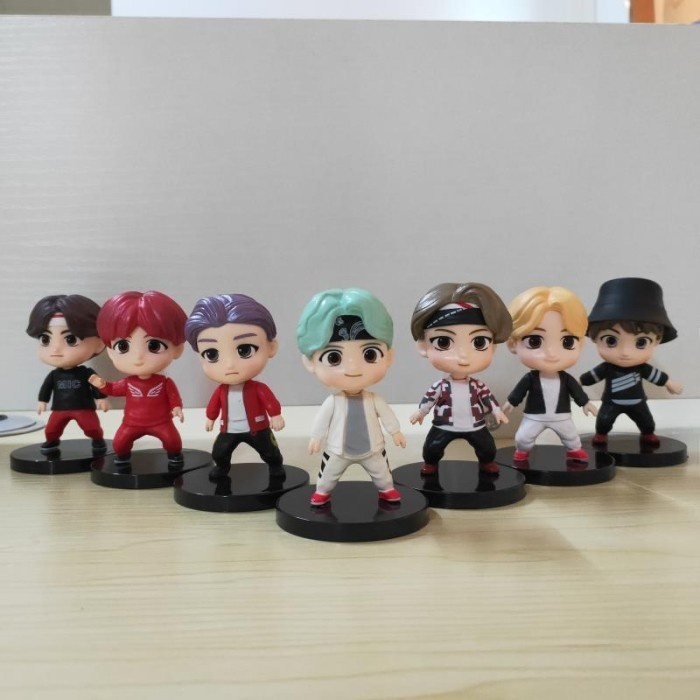 Jual action figure bts bt21 tinytan army bangtan boys kpop idol topper cake sumberrezeki1619 ...
