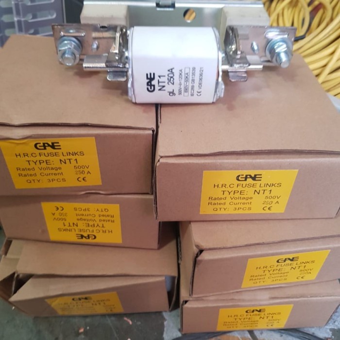 Jual NT FUSE NT-3 GAE 500V/ 120KA,355A,400A,425A,500A,630A NT-3 FUSE ...