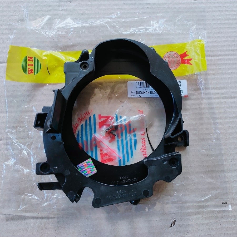 Jual KIPAS RADIATOR PCX CBU THAILAND DAN DUDUKAN RADIATOR WIN PAKET ...