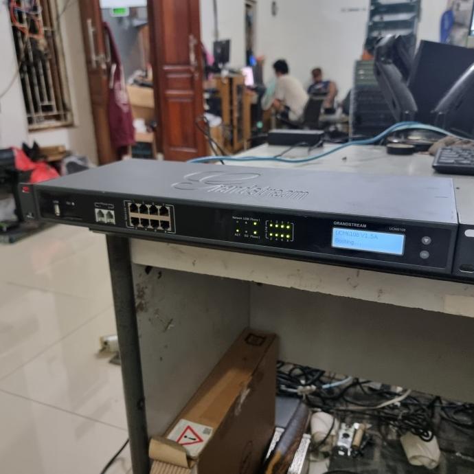 Jual Grandstream UCM6108 IP PBX Appliance 8 FXO + 2 FXS port | Shopee ...