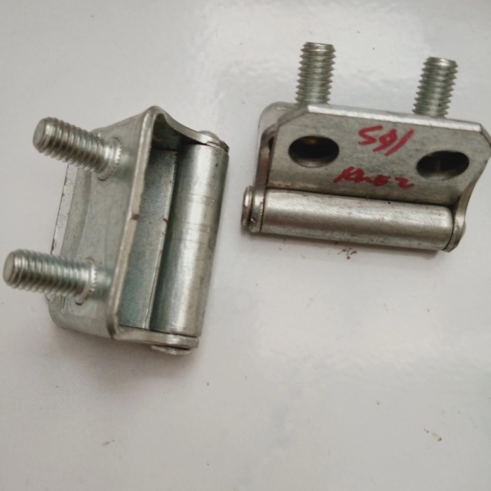 Jual engsel atas pintu bagasi BLK original Daihatsu zebra espass ...