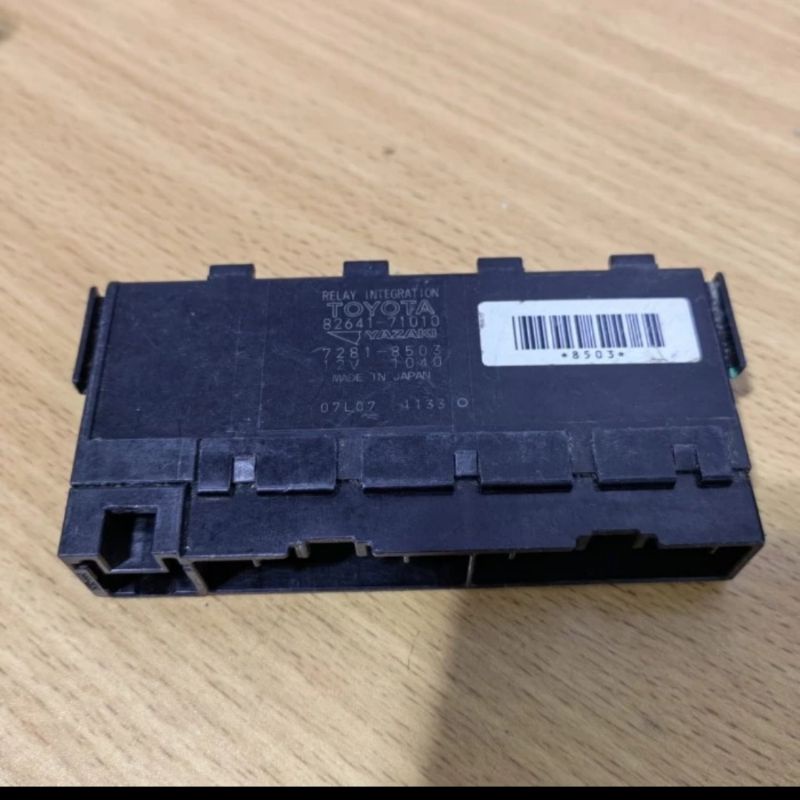 Jual Relay Integration Toyota Hilux Fortuner Kijang Innova 82641-71010 ...