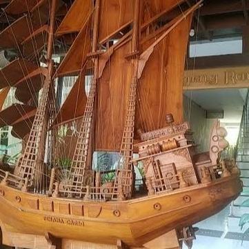 Jual Miniatur Kapal Layar Tradisional Pinisi Phinisi Dewa Ruci Kayu ...