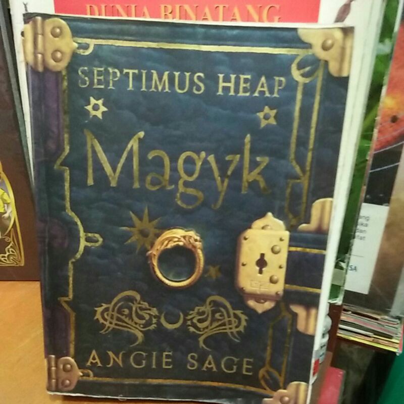 Jual Buku novel Magyk | Shopee Indonesia