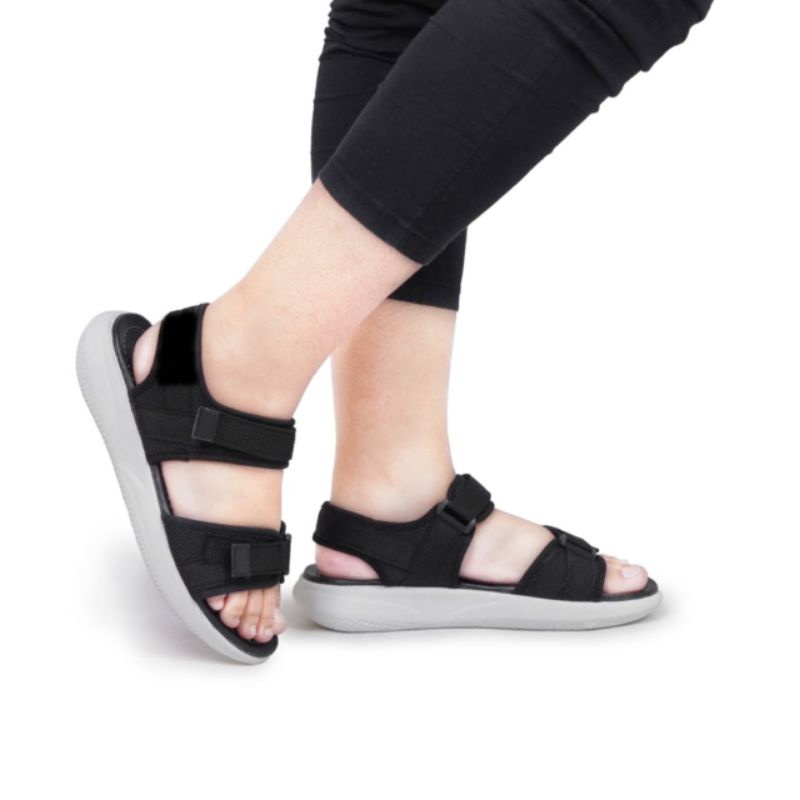 Jual Sandal Gunung Wanita / Sandal Gunung Cewe Korea / Sandal Gunung ...